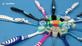 YouTuber makes use of frayed toothbrush heads with clever cleaning ...